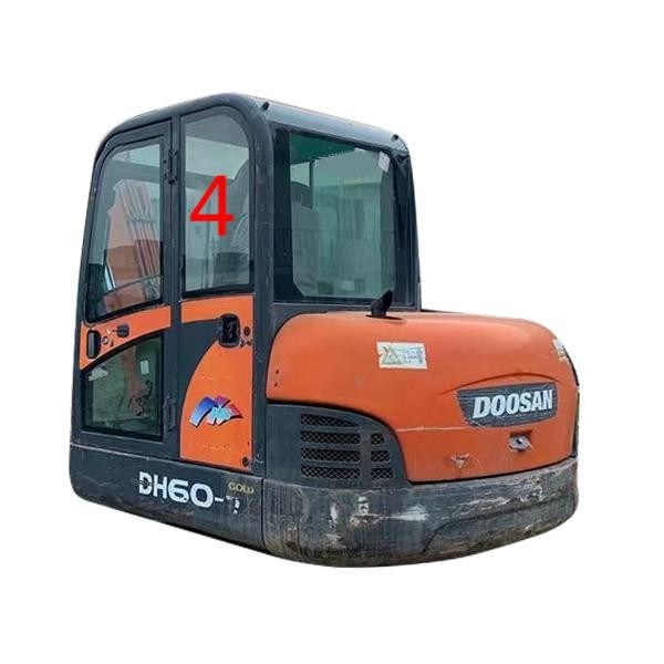 DH55 DOOSAN Cab Glass For Diggers Green Left Door Rear Position NO.4